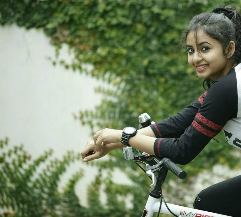 Navani Devanand Winner Of Little Stars Reality Show Asianet